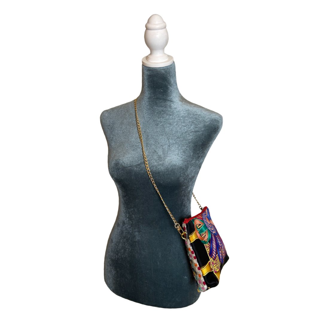 Hermes Couvertures et Tenues du Jour Vintage Scarf Crossbody Bag ...